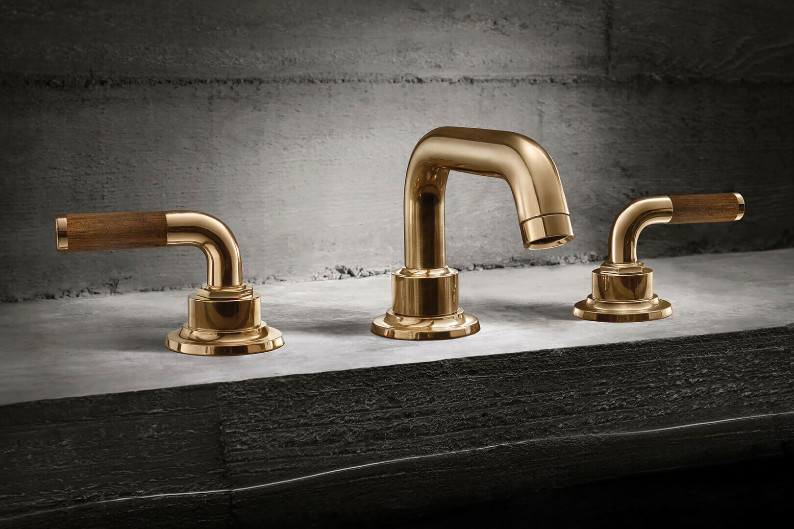 Teak Wood Elevates California Faucets’ Popular Descanso® Series, Adding ...
