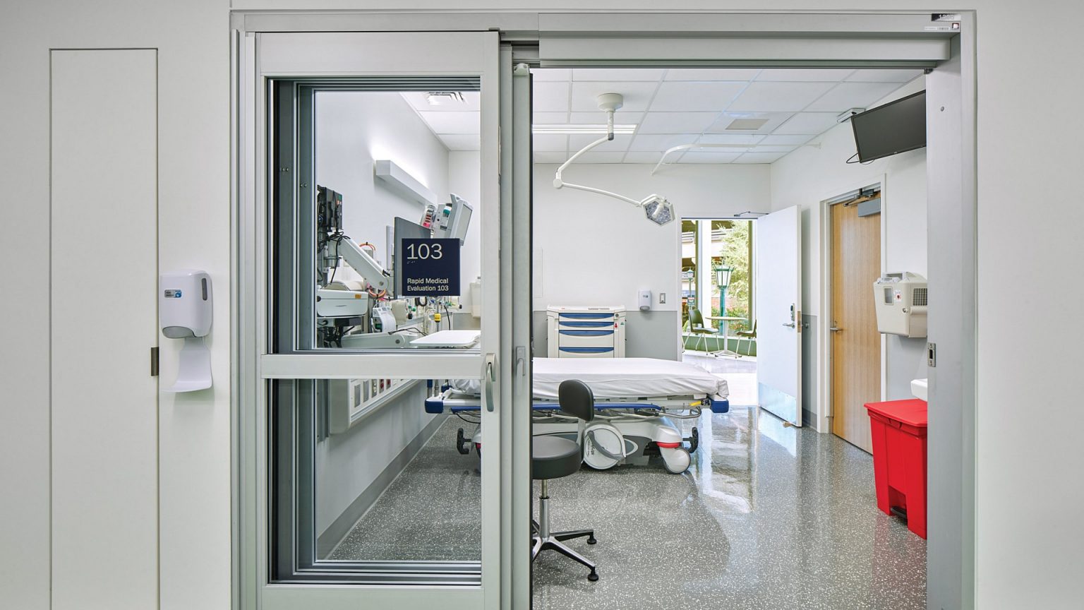 Profiler® ICU/CCU Max Telescoping Door System Provides Wide Opening for ...